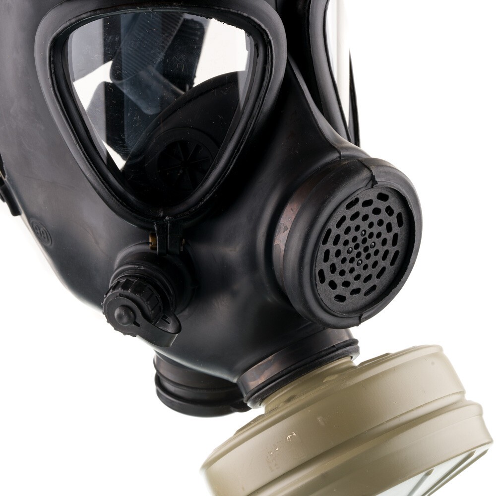 Israeli M15 Military Gas Mask with New Filter and Drinking Tube []